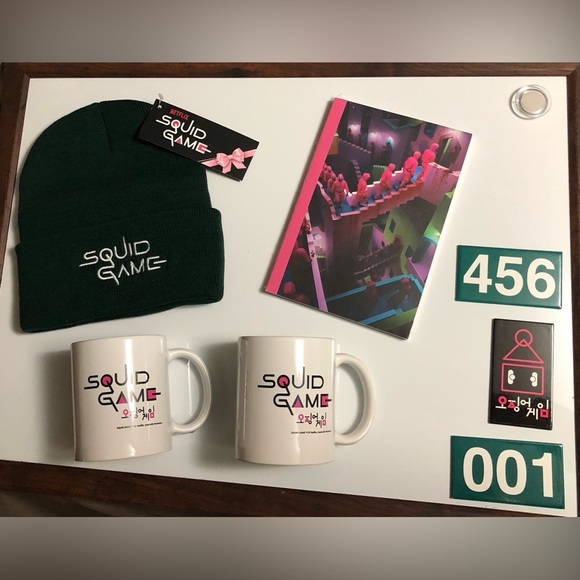 Netflix | Other | New Netflix Squid Game 7pc Giftable Set | Poshmark